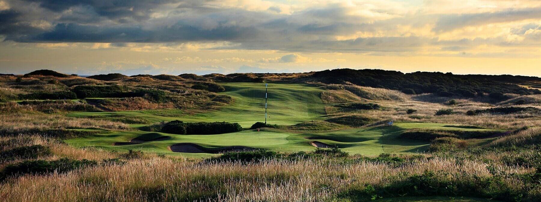 Royal Portrush Dunluce Course - Northern Ireland– Voyages.golf